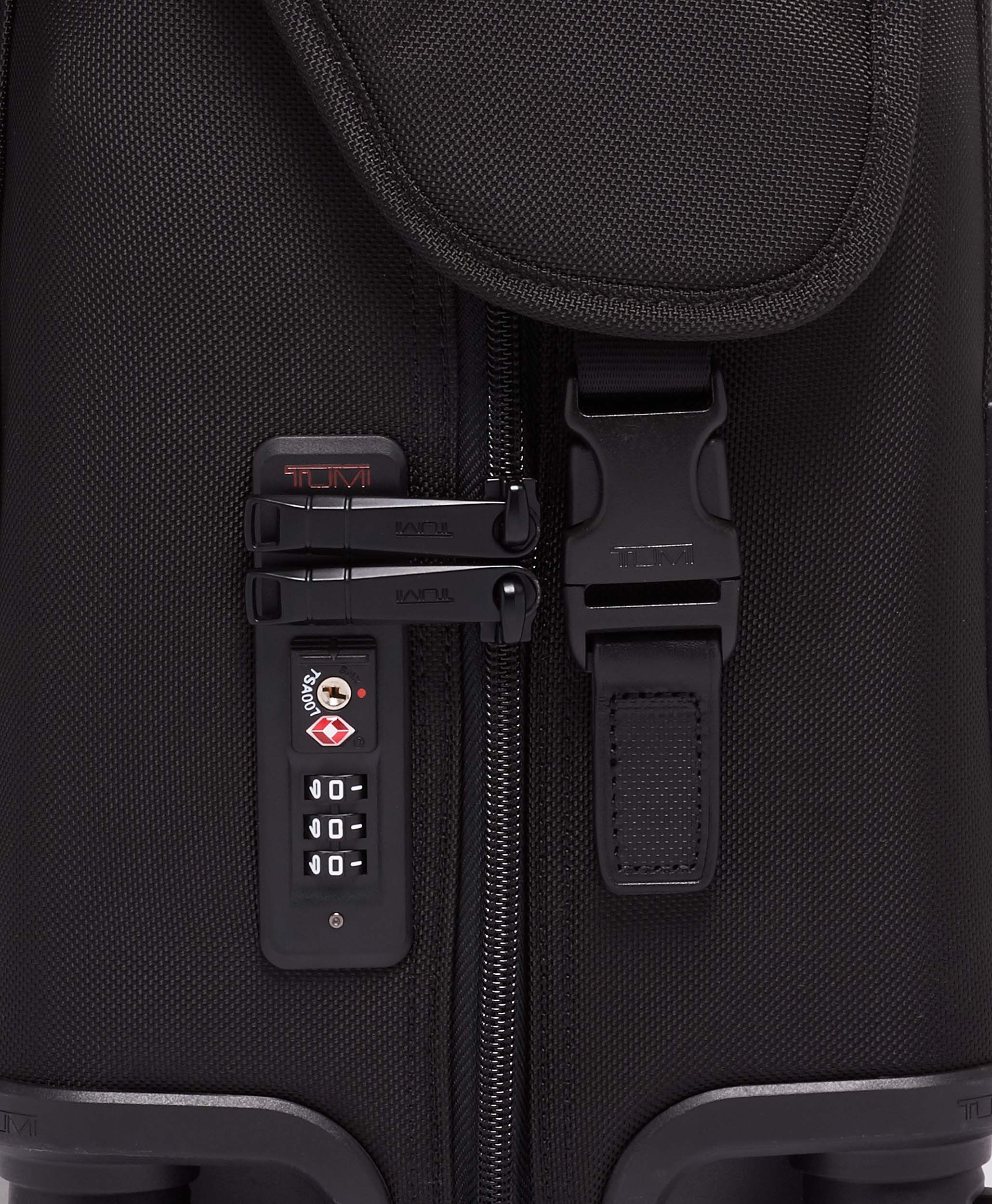 Alpha 3 Garment Carry-On 37 cm Black | TUMI Spain Alpha 3 Garment Carry-On 37 cm Black | TUMI Spain